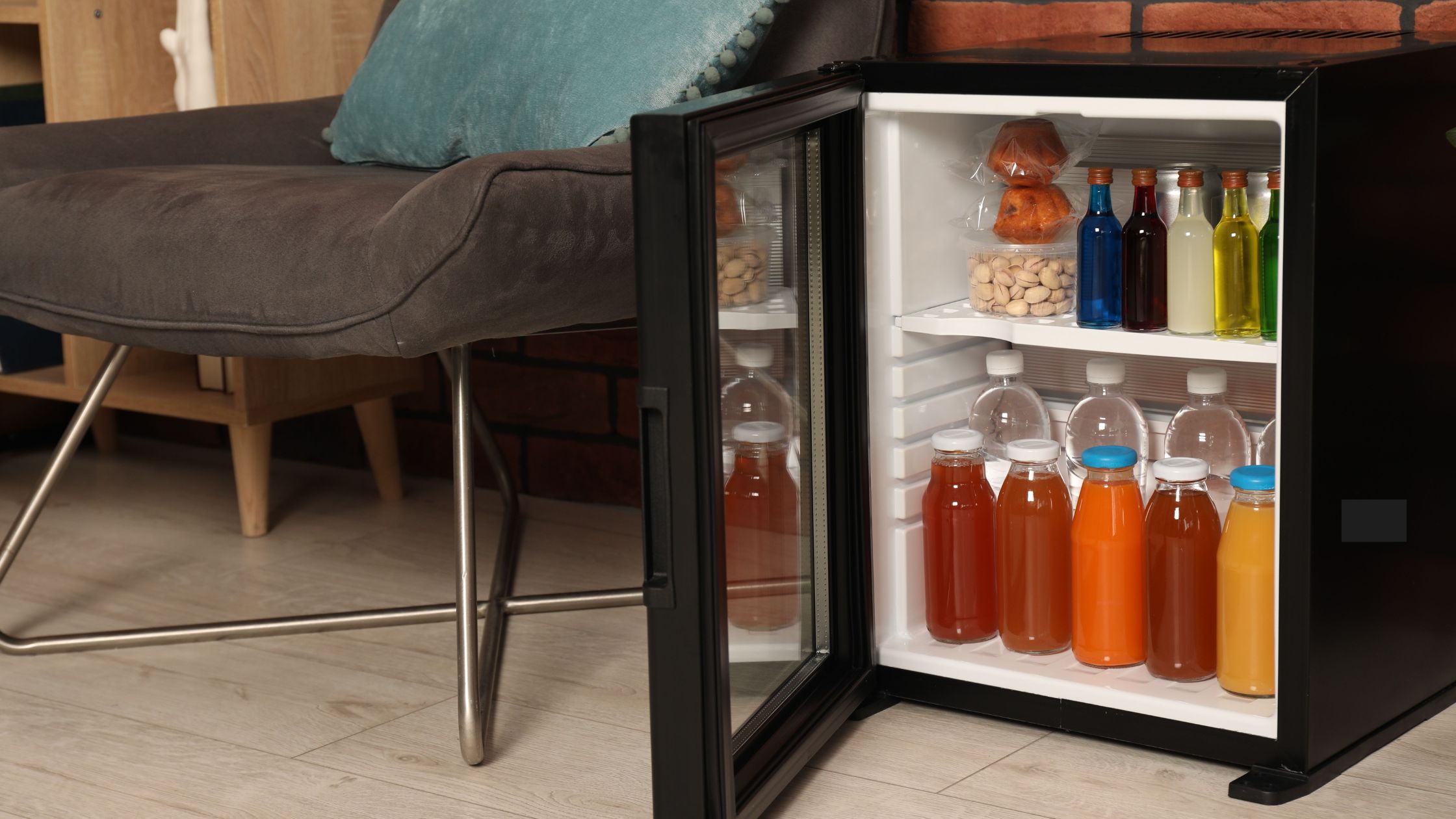 How Do Minibars Work? Creating Unique Experiences for Guests